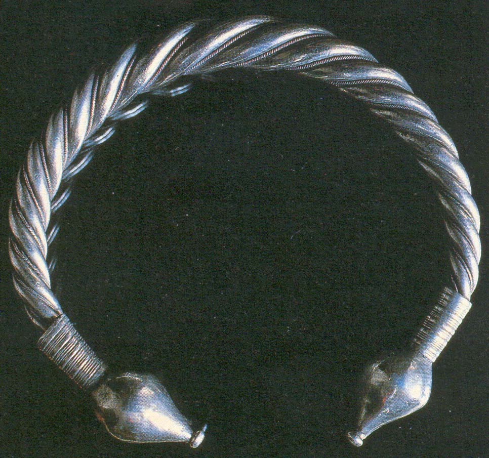 El Artesano Numantino: TORQUES