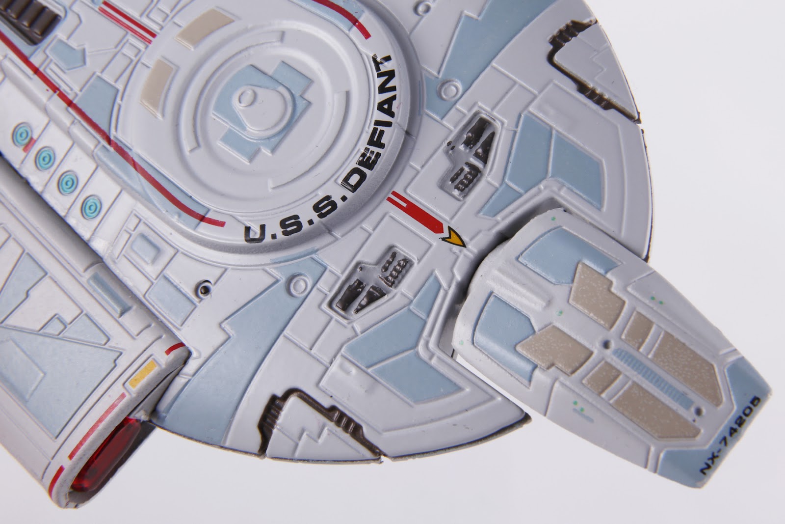 The Trek Collective: Review: The Official Starships Collection #9 - USS ...