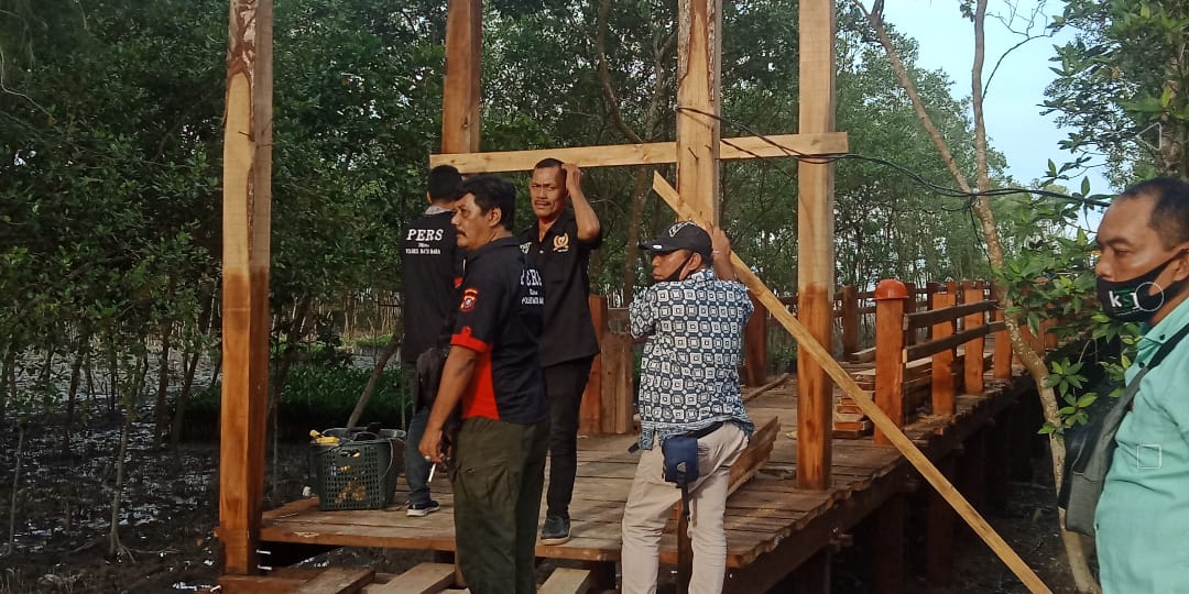 Pembangunan Rehab Jalan Produksi Perikanan di Pantai Sejarah Perupuk ...