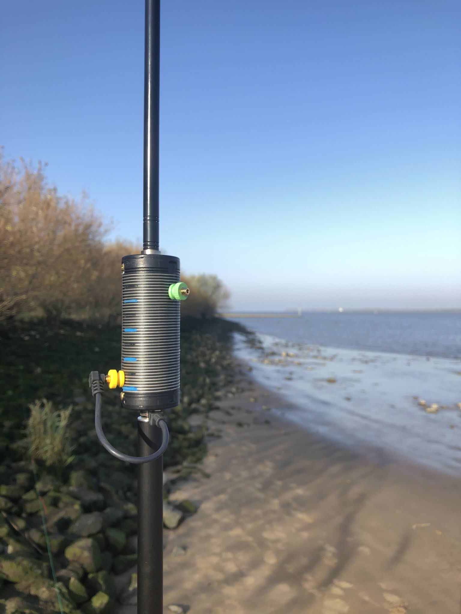 Amateurfunkwelt von DM5HF: Buddistick Deluxe Kit - eine sehr kleine ...