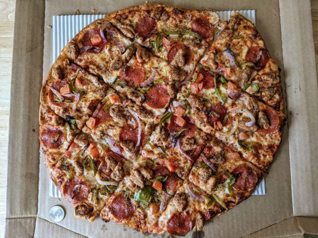 Review: Pizza Hut - Ultimate The Edge Pizza | Brand Eating