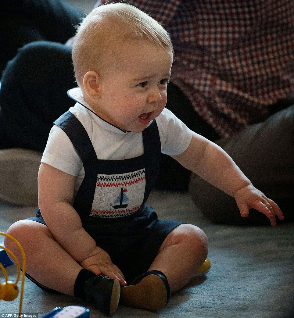 Kate Middleton wears a Tory Burch look at Plunkett Parents' Group Event ...