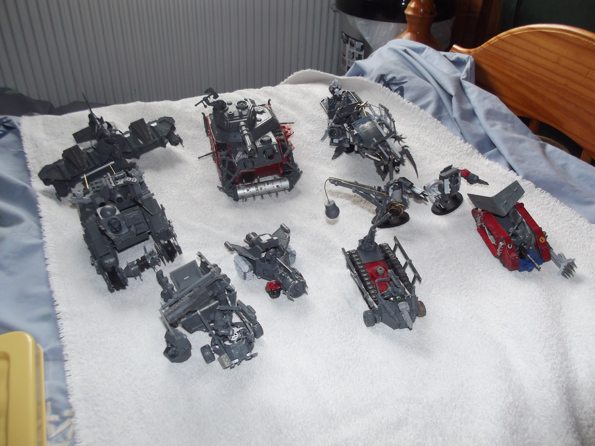 What's On Your Table: Scratch built ork vehicles and meganobz - Faeit 212