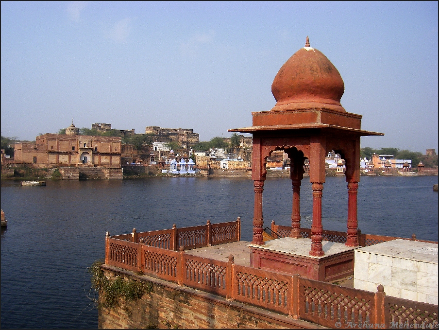 The Floating Clouds: Muchkund