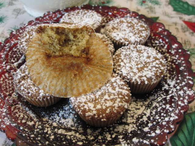 Kudos Kitchen By Renee: Holiday Nut Cups And A Give-Away!