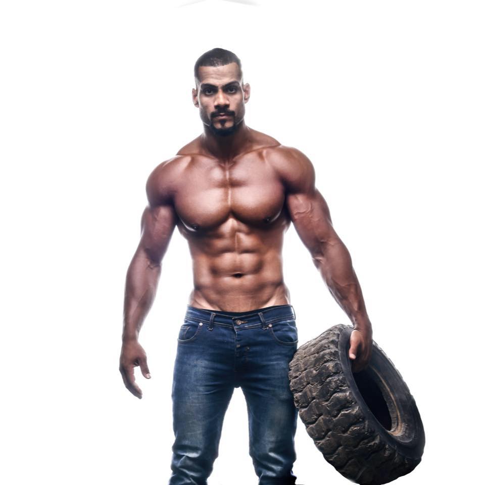 world bodybuilders pictures: saudi arabian power muscular bodybuilder ...