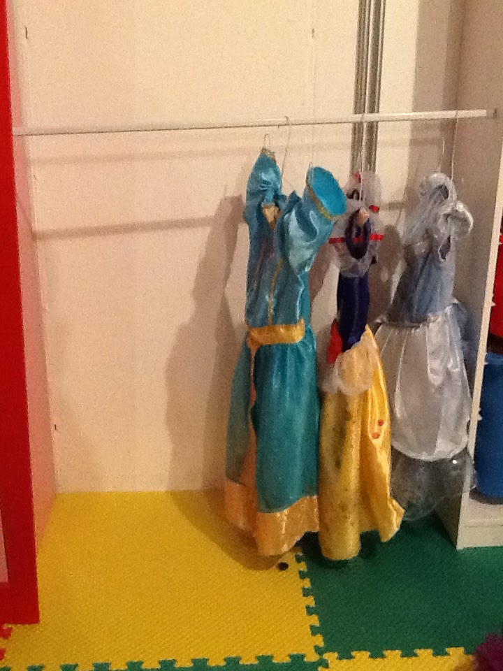 Sew Much To Give: Princess Dress Hangers