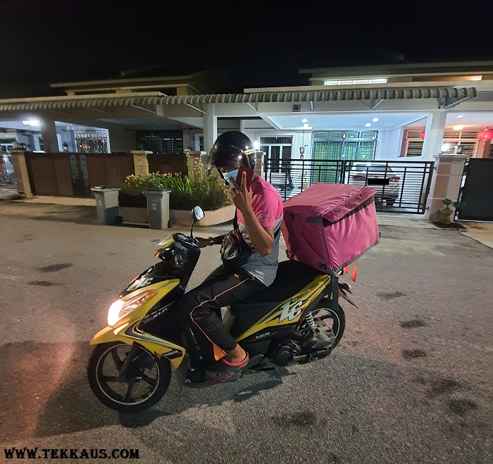 Foodpanda Rider Helped Me To Get Home | Tekkaus® | Malaysia Lifestyle ...