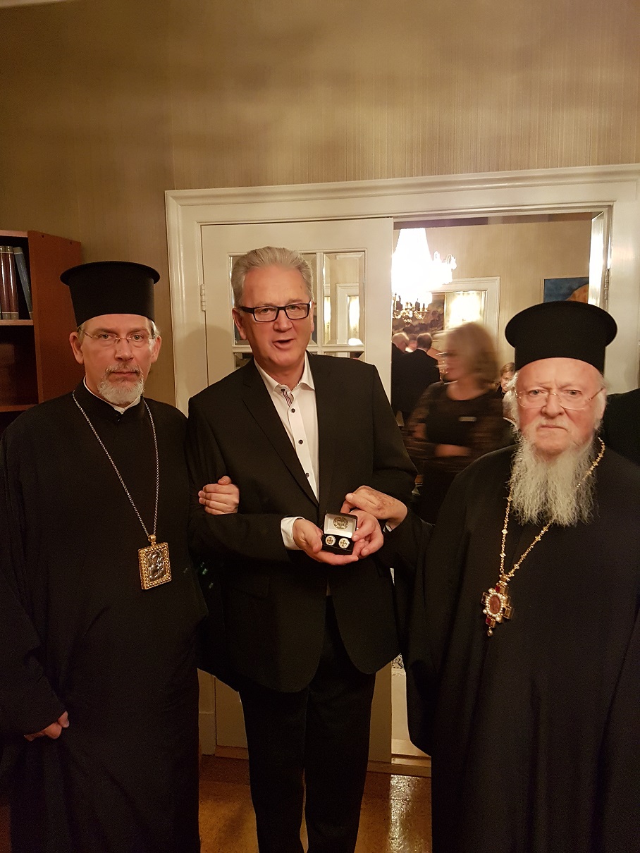 ΦΩΣ ΦΑΝΑΡΙΟΥ: Η ΠΡΩΤΗ ΜΕΡΑ ΤΟΥ ΟΙΚΟΥΜΕΝΙΚΟΥ ΠΑΤΡΙΑΡΧΟΥ ΣΤΗΝ ΙΣΛΑΝΔΙΑ (ΦΩΤΟ)