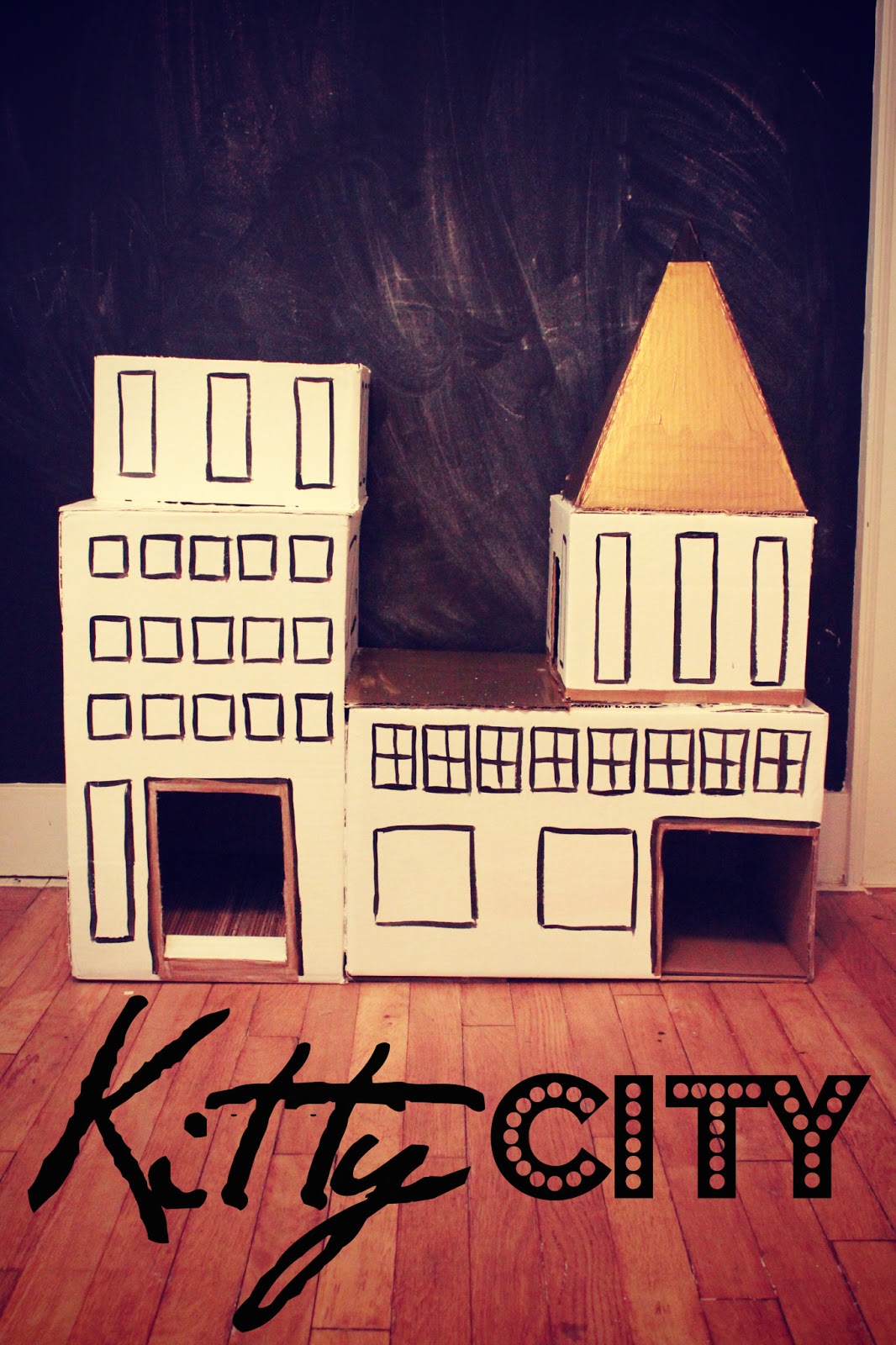 EAT+SLEEP+MAKE: CRAFT: DIY Kitty City
