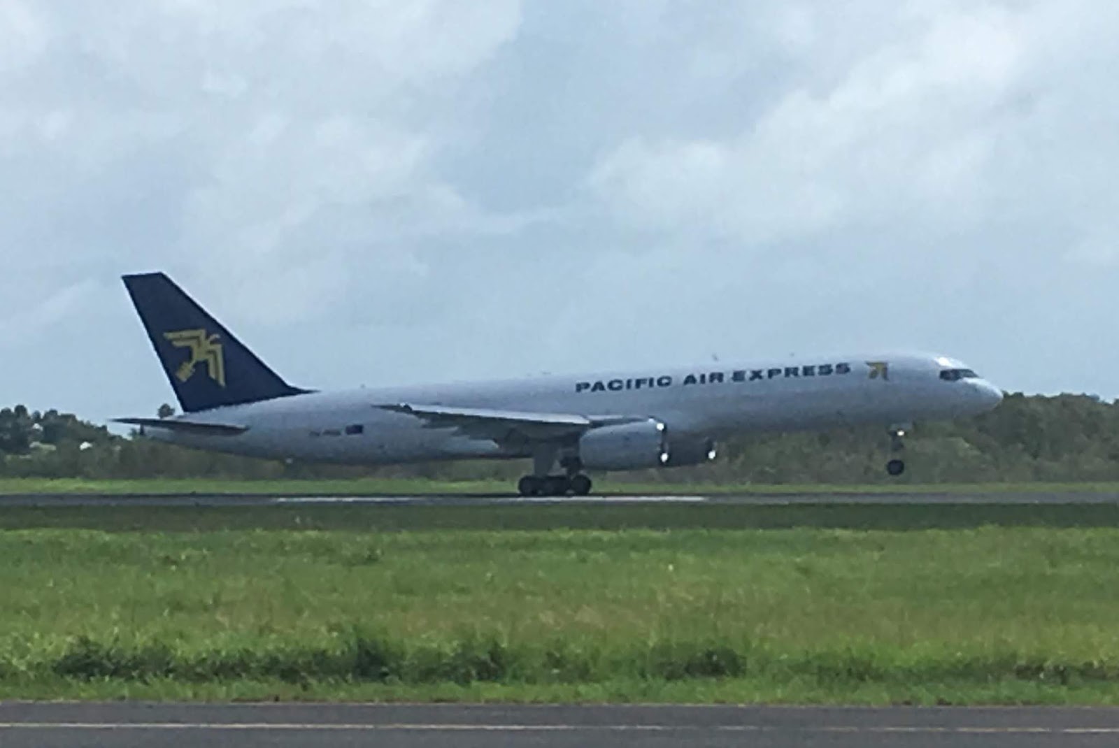 Central Queensland Plane Spotting: Many Photos and Videos as Pacific ...