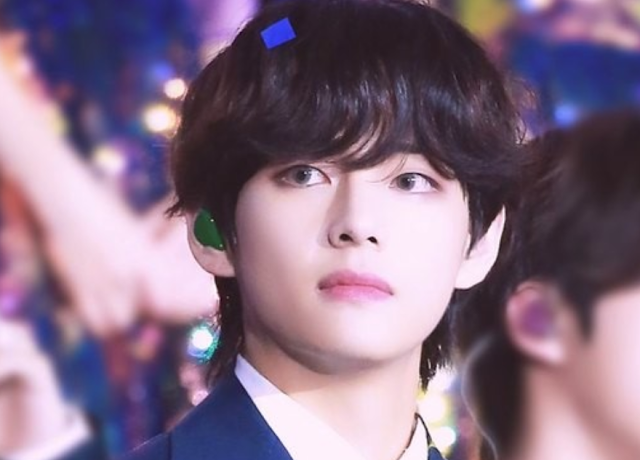 BTS' V creates Twitter world record for most hashtags on his bday ...