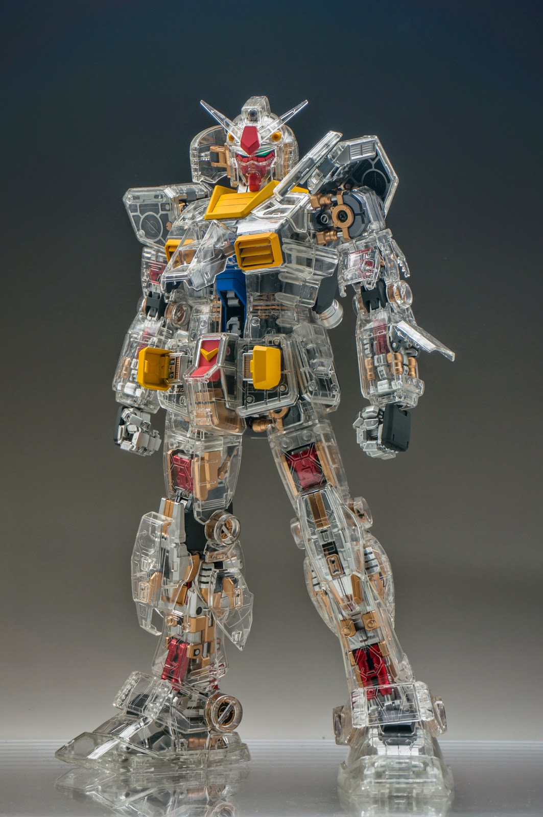 GUNDAM GUY: PG 1/60 RX-78-2 Gundam [Mechanical Clear Ver.] - Painted Build