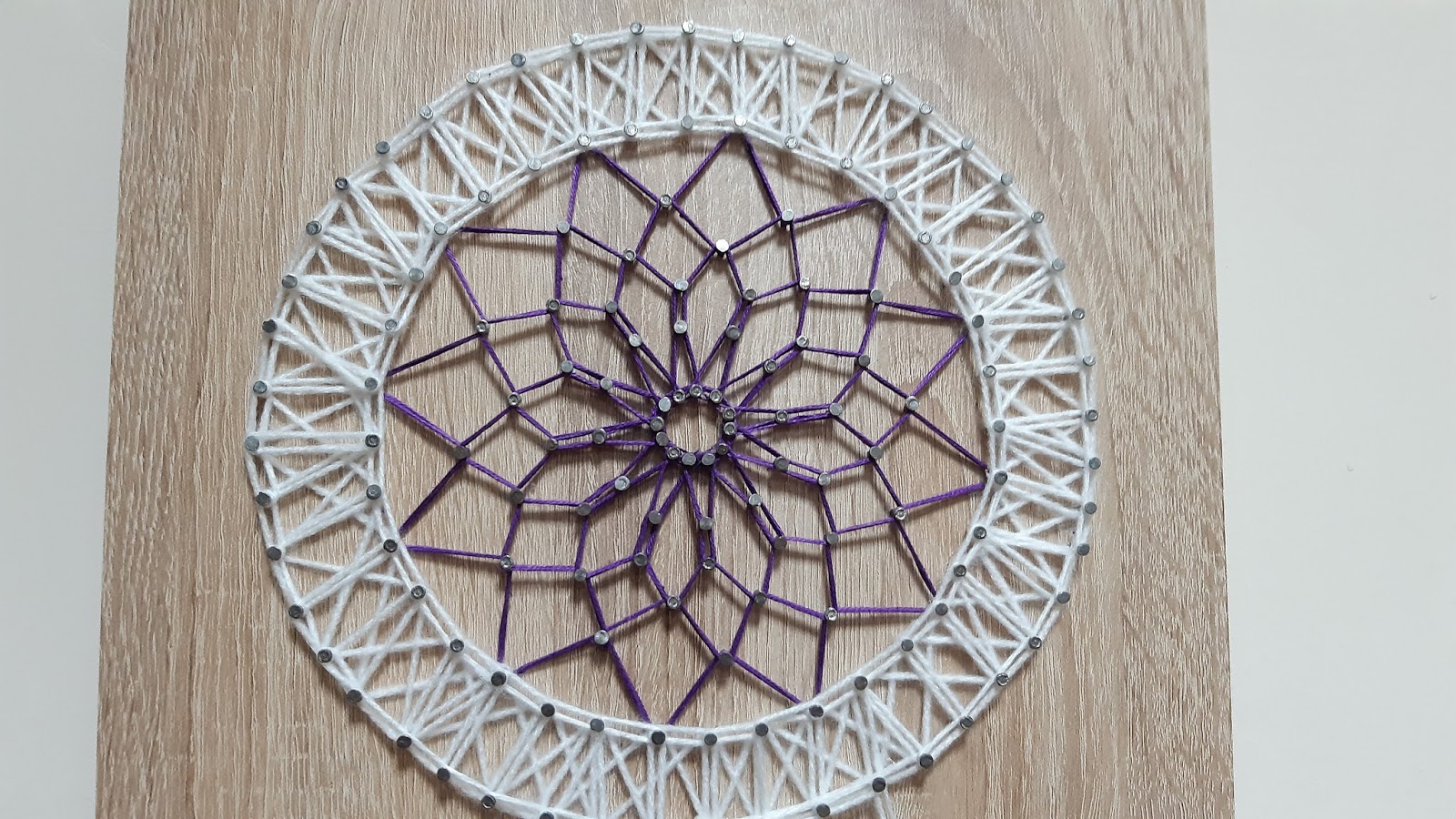 Handmade Aly: String Art - DREAM CATCHER