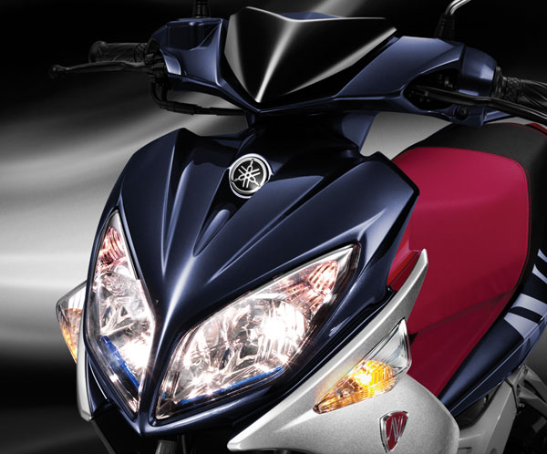Motorcycle Review's: Yamaha Nouvo Elegance 135cc