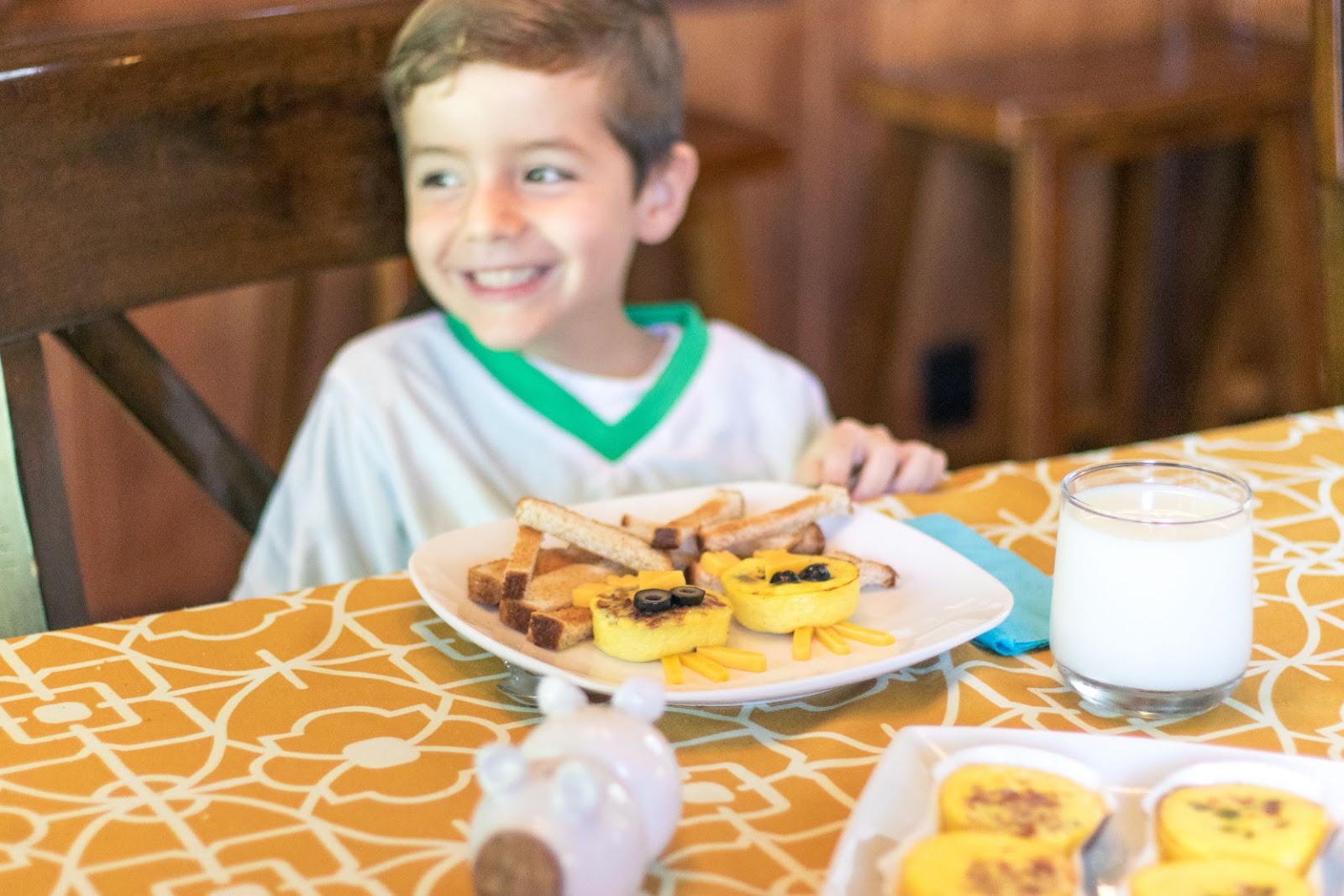 Lunchbox Dad: Easy Egg Bites Bird's Nest Breakfast