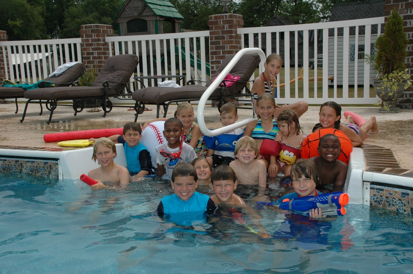 The Matthews Family: Ethan's Birthday Pool Party!