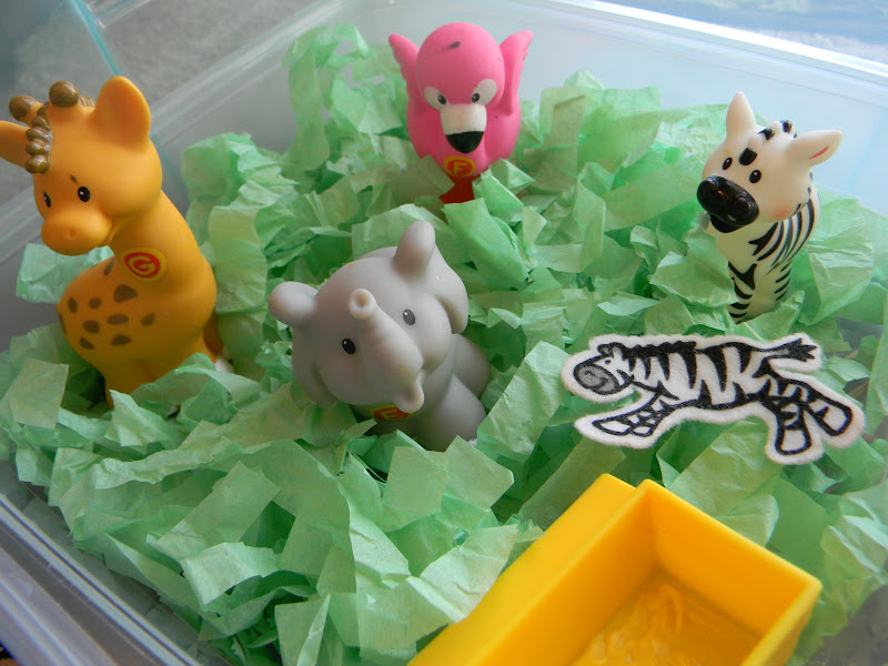 Teach Love Grow: Z Week- Zoo Sensory Tub