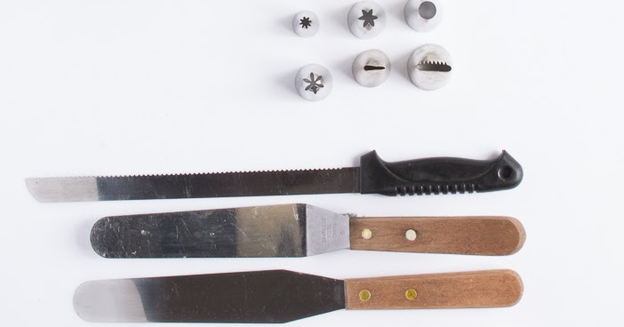 The 7 Best Cake Decorating Tools for Beginners | This Baker