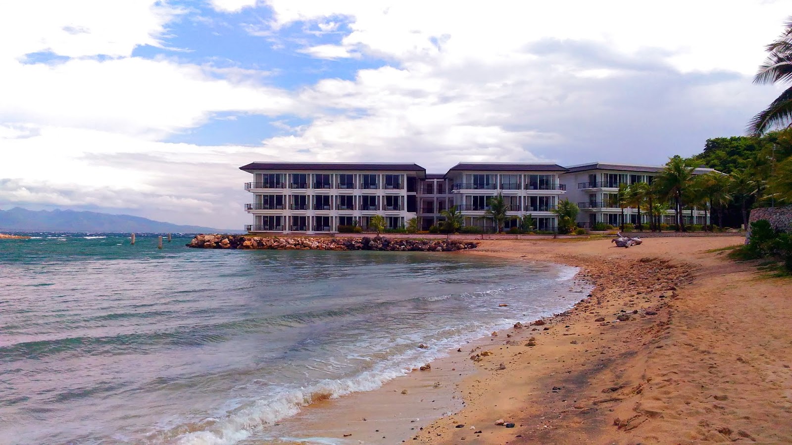 DUDE FOR FOOD: Misibis Bay: Enjoying The Sights, Views and Flavors at ...