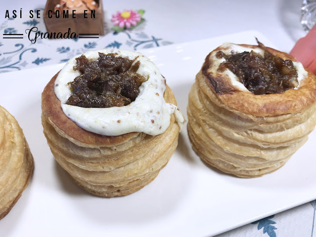 Así se come en Granada.: Volovant de queso y crema de dátiles