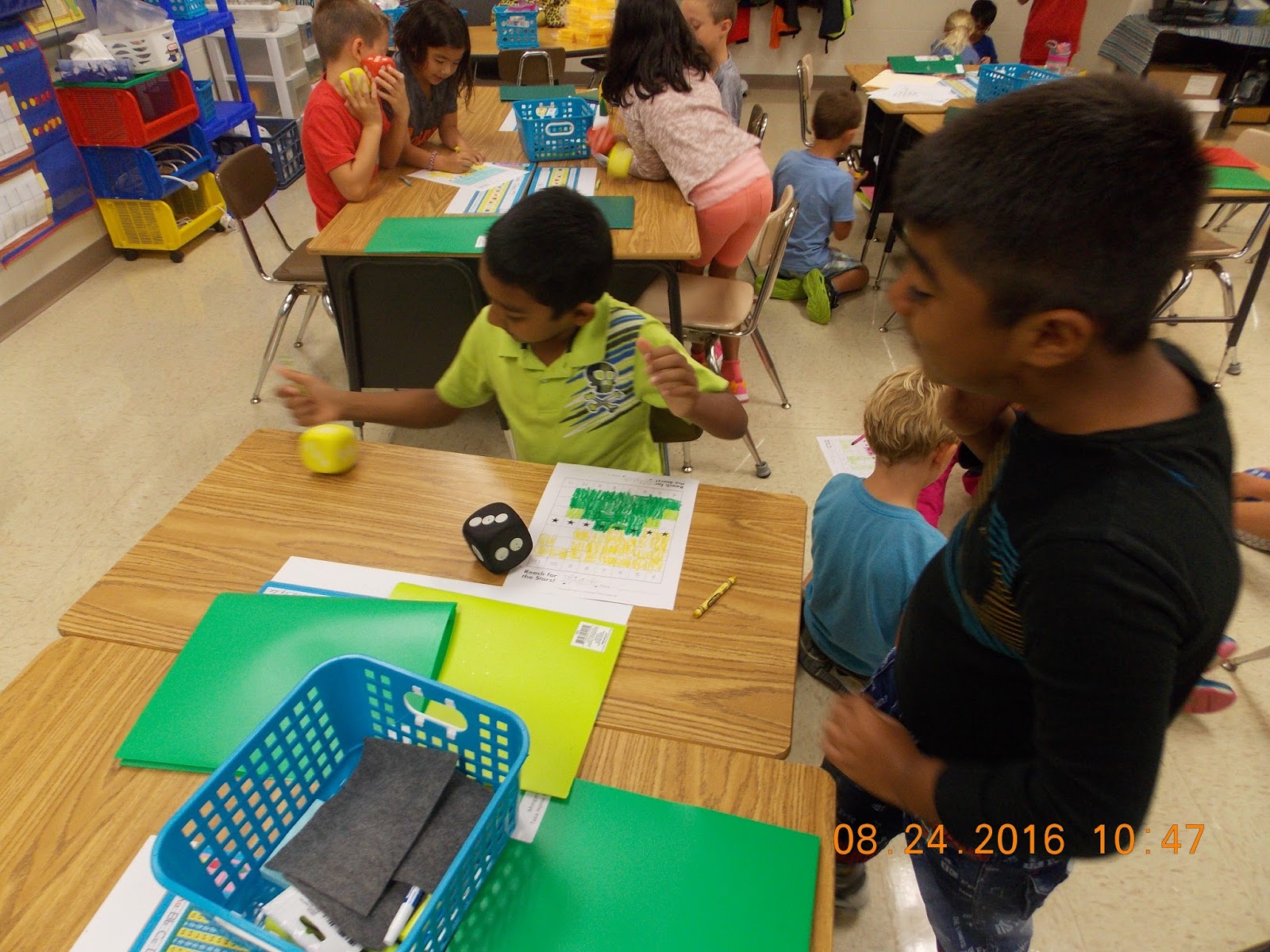 Mrs. Klendworth's Second Grade Blog: First Full Week of School Fun