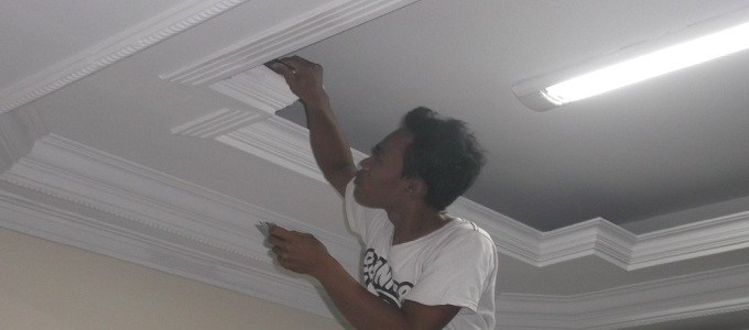 Ketahuilah List Plafon Kayu vs Gypsum mana yang lebih baik - Lantai ...