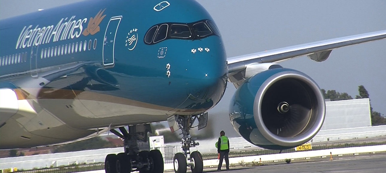 A350 XWB News: A350 thrust reversers actuation system to be corrected.