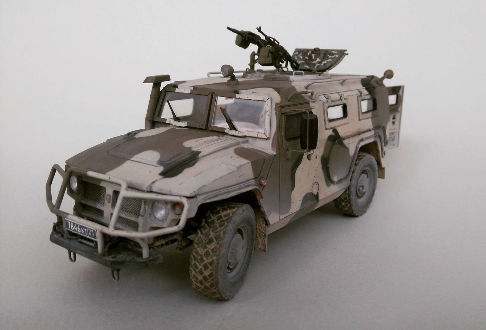 Scale modelling by Nikolas: GAZ TIGR 1/35 ZVEZDA