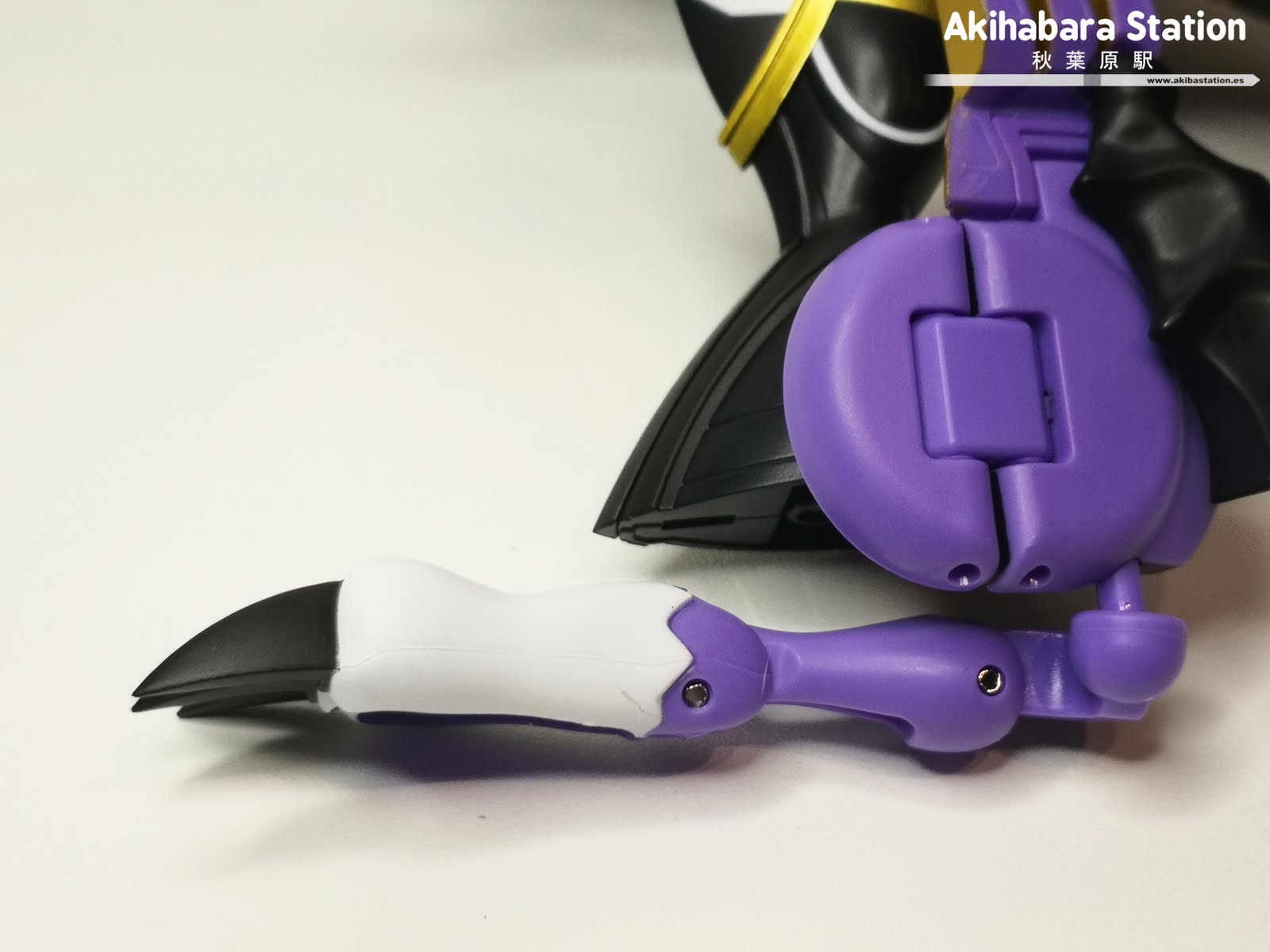 Figuras: Review de "Digivolving Spirits 05. Alphamon/Dorumon" de ...