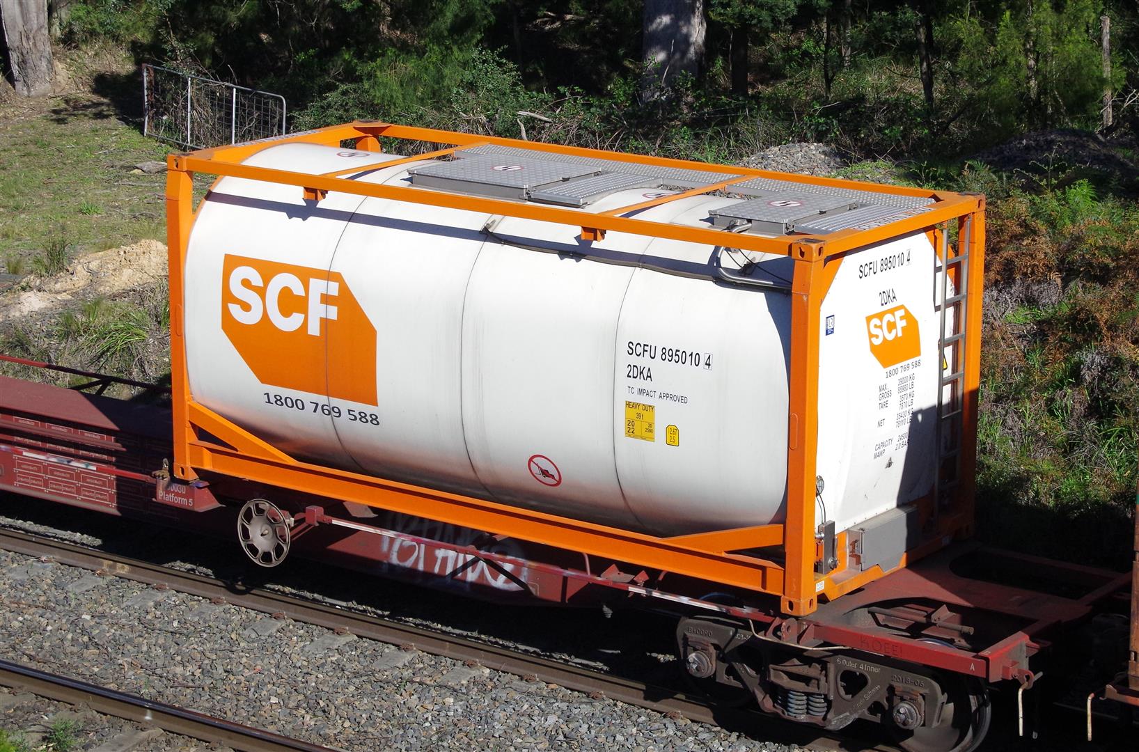 Rollingstock News: SCF and McColls Milk ISO Tankers