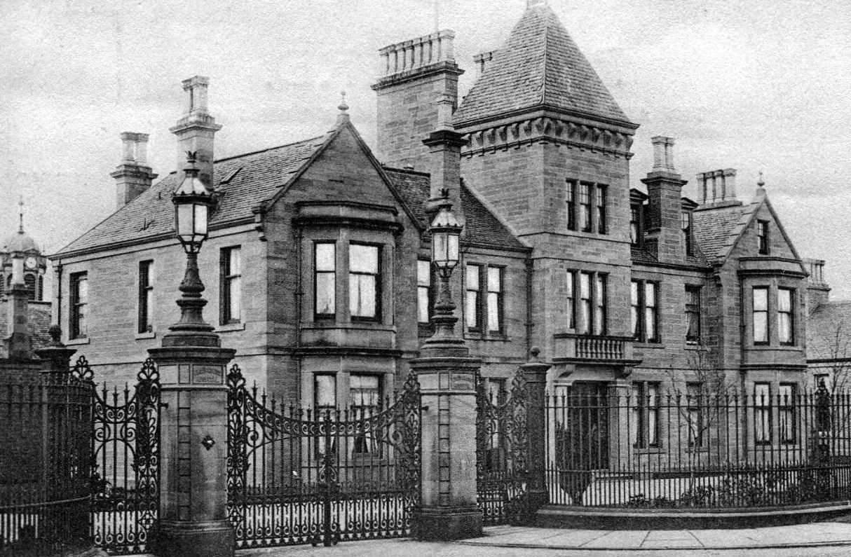 Tour Scotland: Old Photograph King's Cross Hospital Dundee Scotland