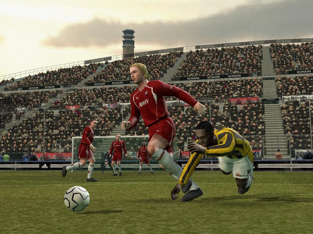 GAMES/MOVIES/SOFTWARE: PES 4 [2004] [680mb] rip/compressed