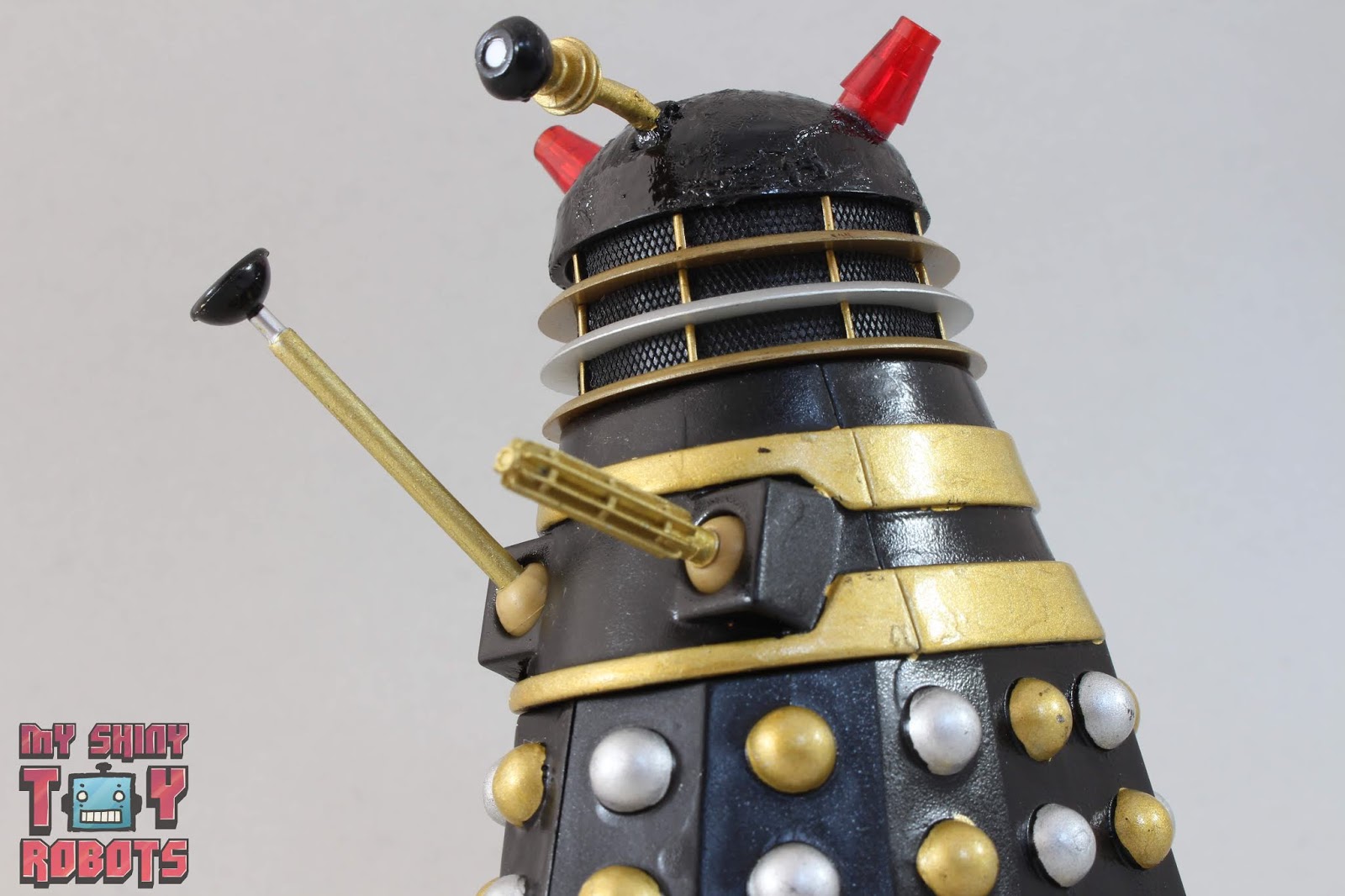 My Shiny Toy Robots: Custom Figure: Dr. Who & the Daleks (Movie) Black ...