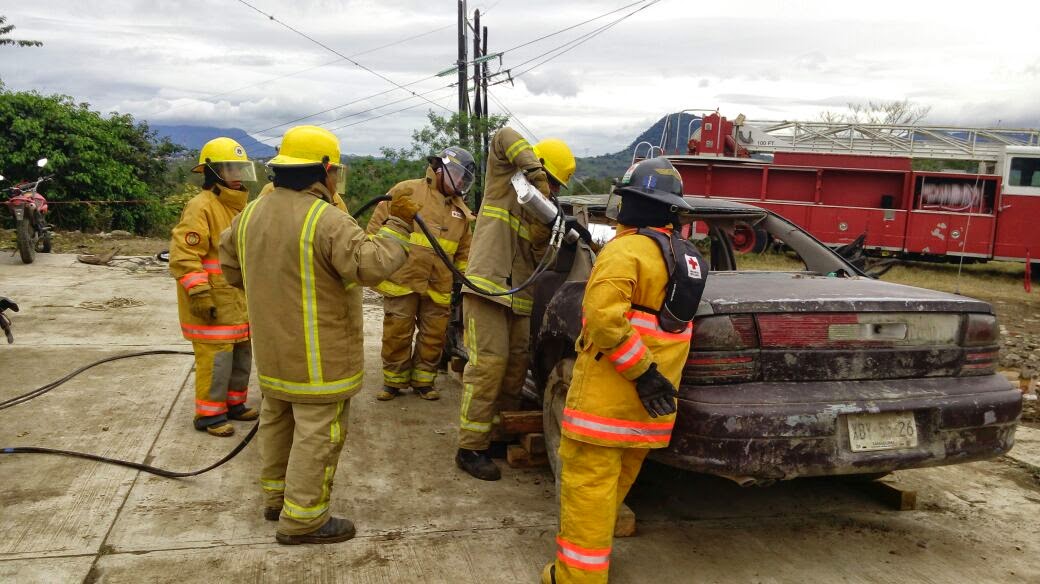 Prácticas de taller de extracción vehicular. - Noticiero G ::: Diario ...
