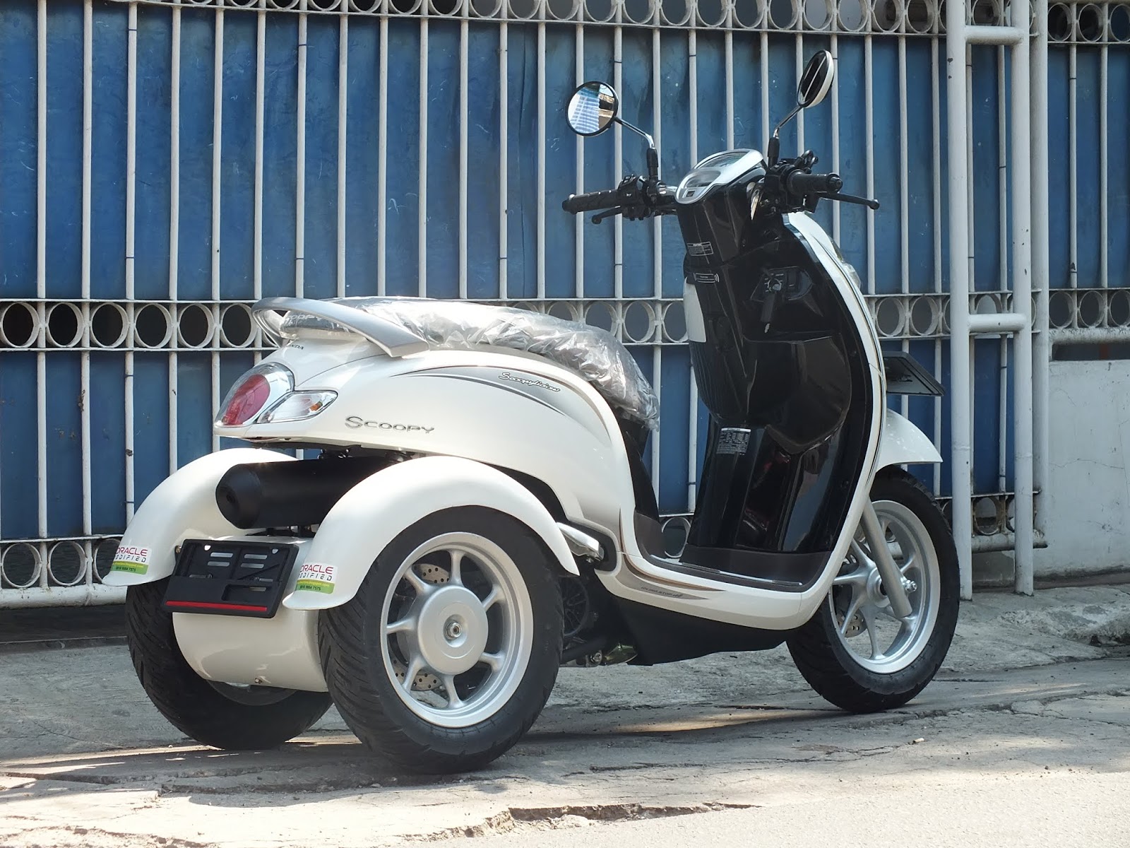 Oracle Modification Concept: HONDA SCOOPY NEW RODA TIGA MINIMALIST ...