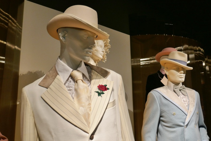 Hollywood Movie Costumes and Props: Dolemite Is My Name movie costumes ...