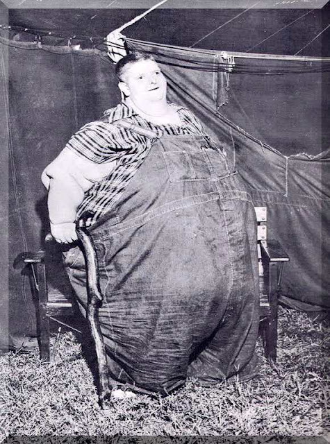 THE WORLD'S HEAVIEST PEOPLE