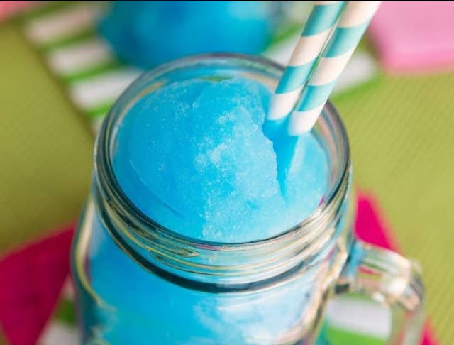 Blue Raspberry Slush #summer #drinks
