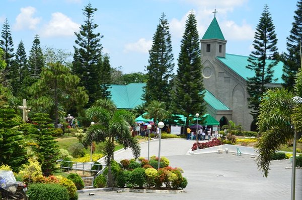 Jaunts and Joints: Visita Iglesia in Tagaytay