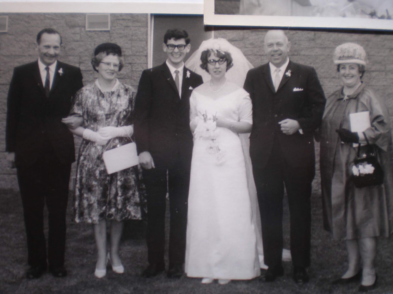 Joy's Memoirs: Early memories of Glen Waverley as experienced by the ...