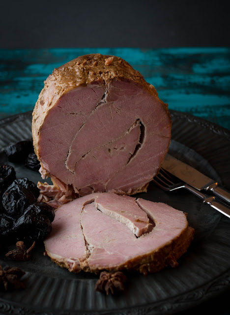 Heleen's Hobbies: Keitetty joulukinkku ja helppo kinkun kuorrute