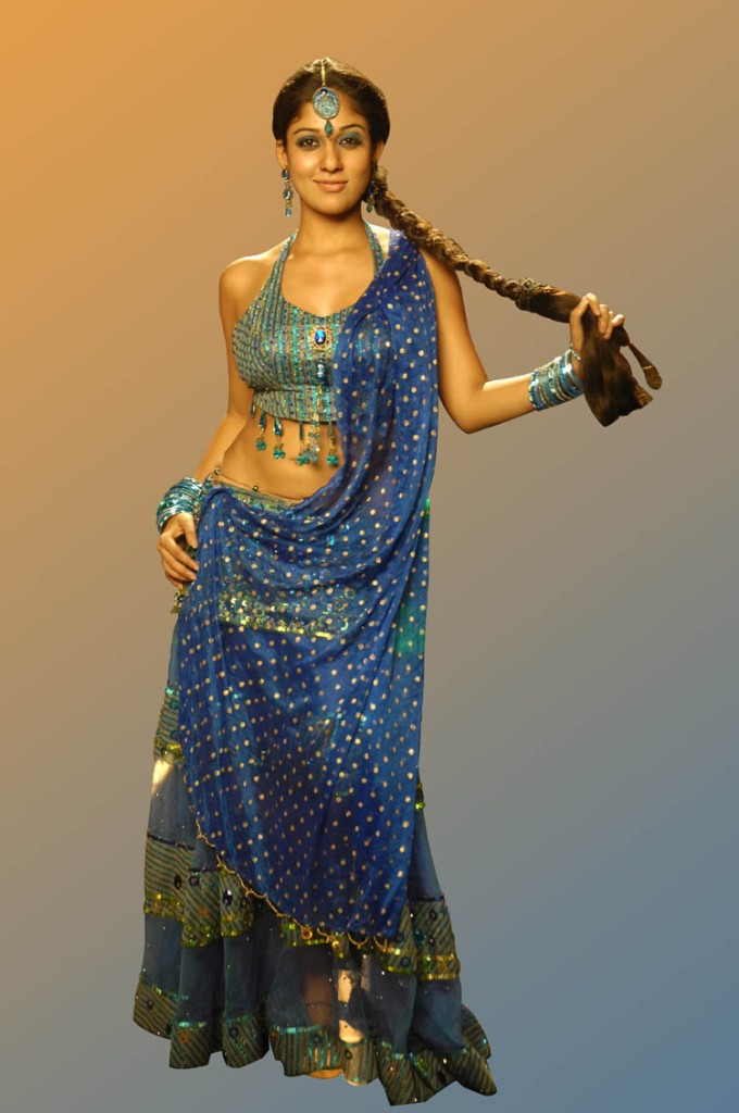 Cine Cam Stills: Hot Nayanthara Naval Show In Half Saree