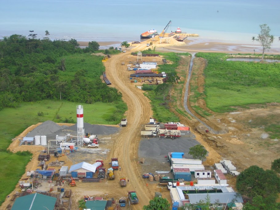 BENGALON: KECAMATAN BENGALON