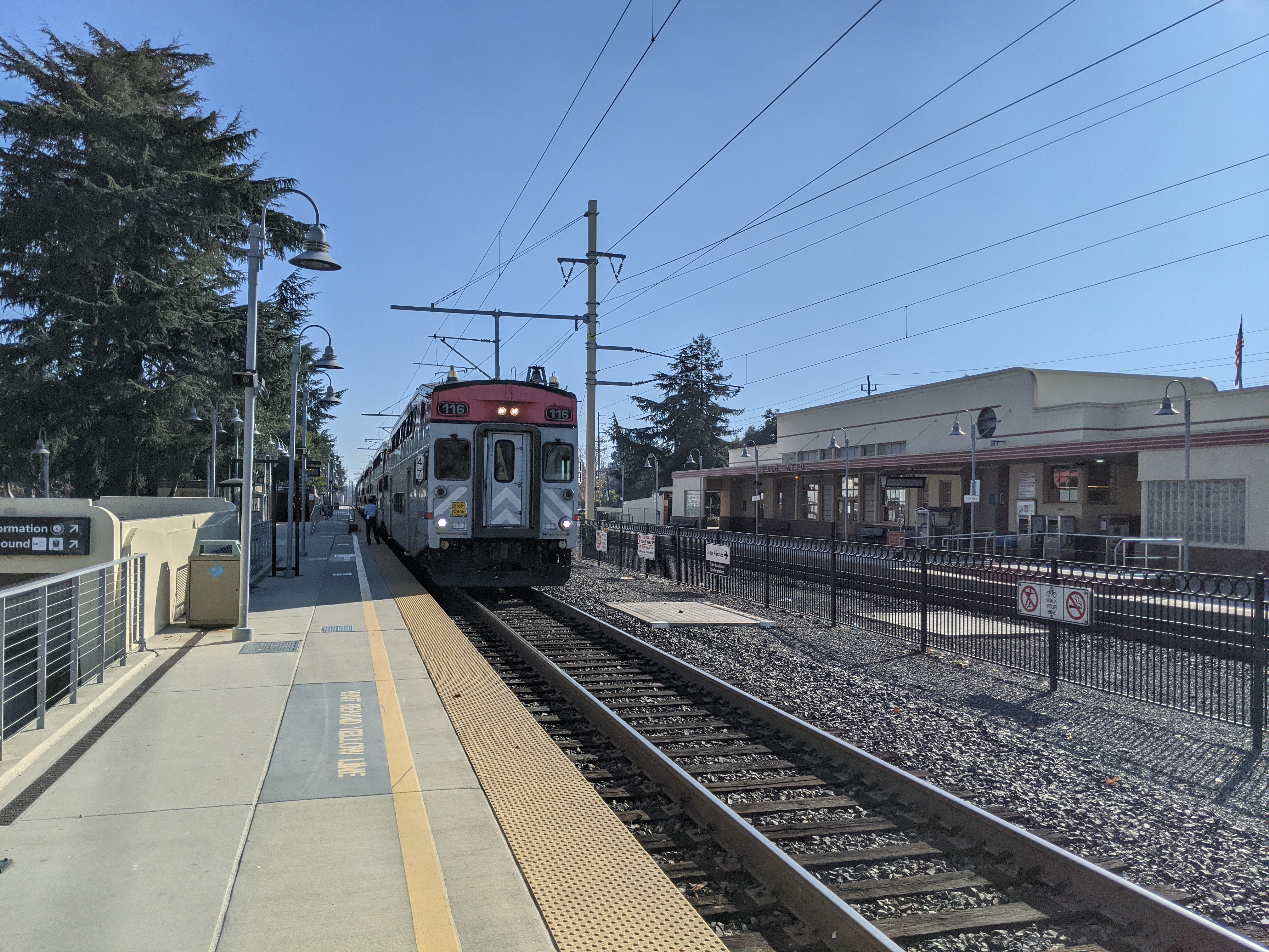 Lostentry - Welztalbahn, Model Railroading, and more: Catenary in Palo Alto