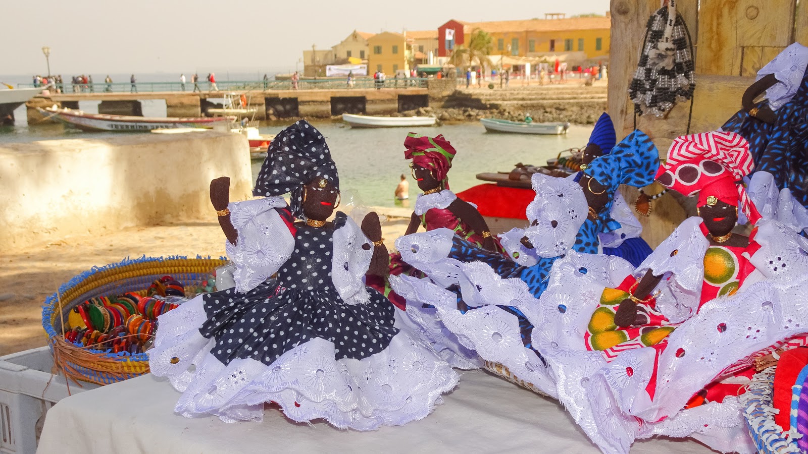 Senegal - They built funny stuff there - Sven's Travel Venues