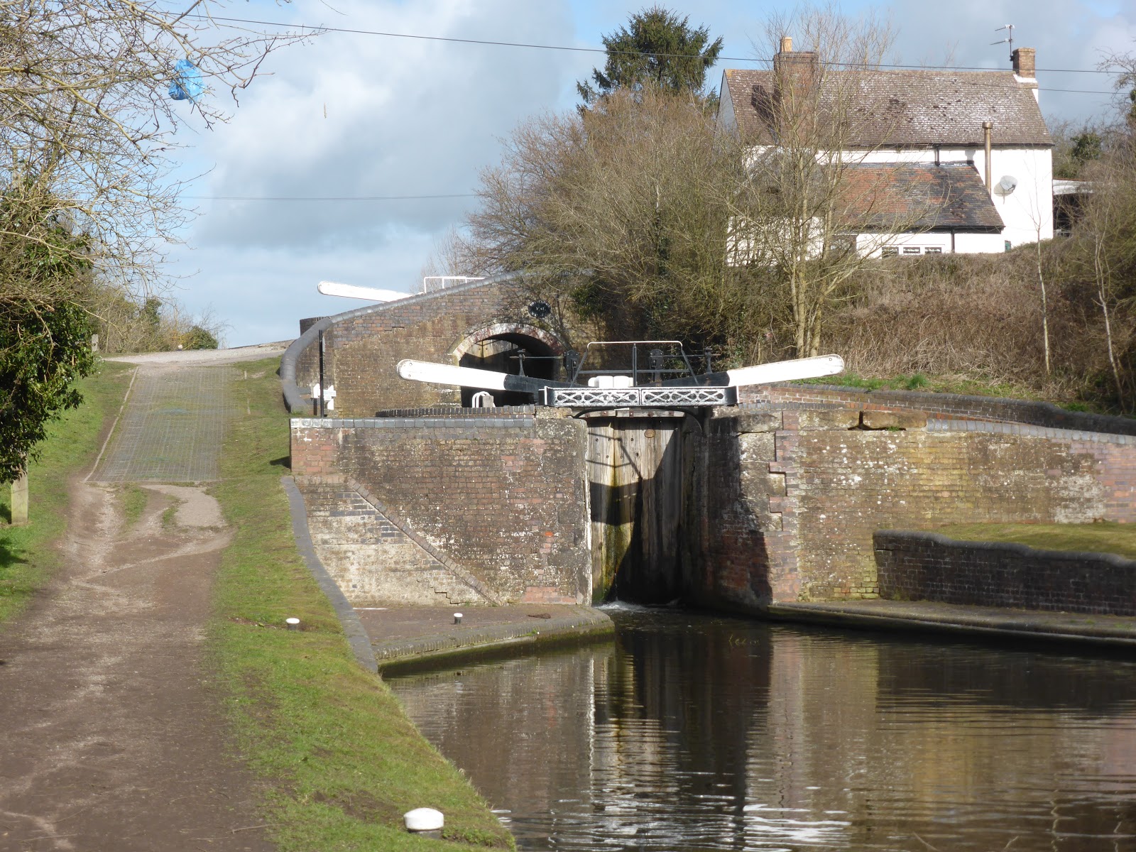 Narrowboat Chalkhill Blue - Locks: Locks: Staffordshire ...