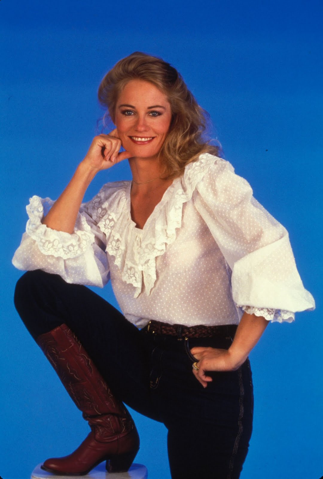 latest trends in fashion: Actress: Cybill Shepherd