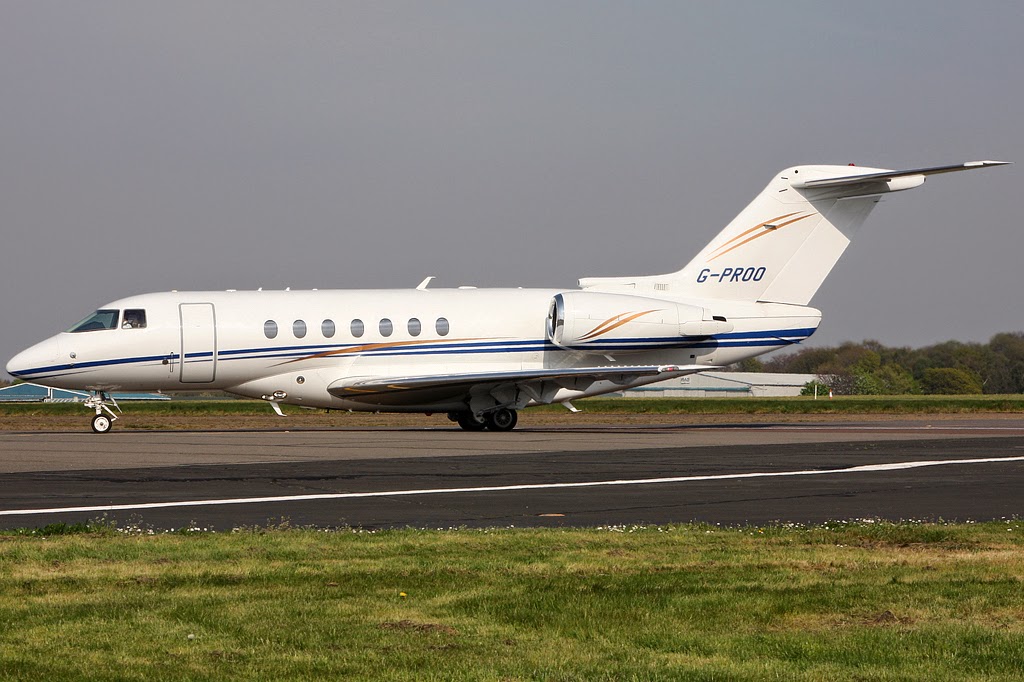 LONDON BIGGIN HILL AIRPORT EGKB/BQH IMAGES by Terry Wade: G-PROO HA4T ...