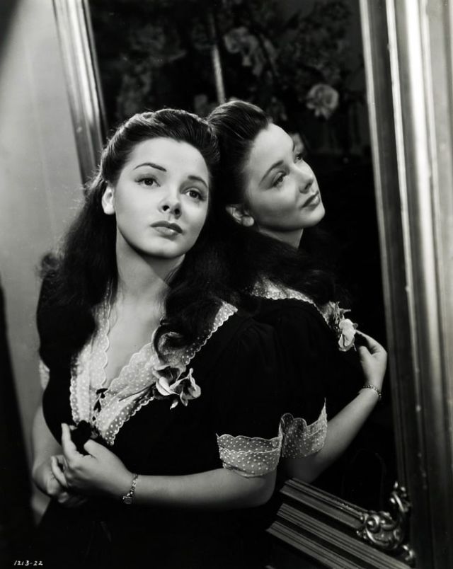 40 Gorgeous Photos of a Young Kathryn Grayson in the 1940s ~ Vintage ...